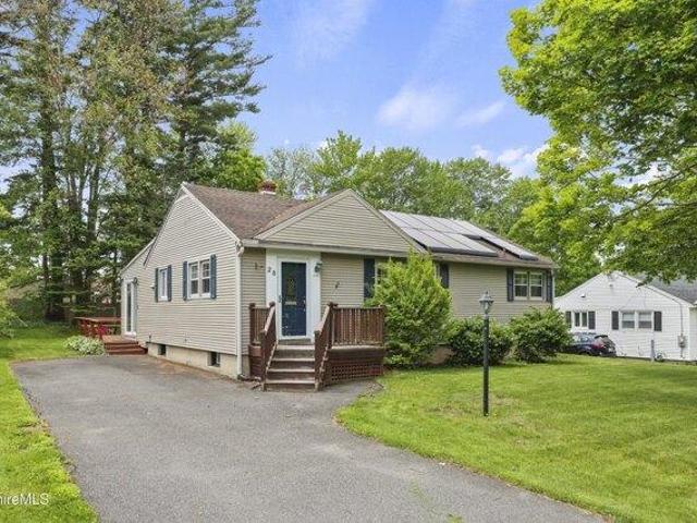 house with 3 bedroom, Pittsfield MA DS104265086