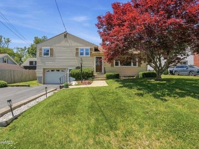 house with 3 bedroom, Pittsfield MA DS104261869