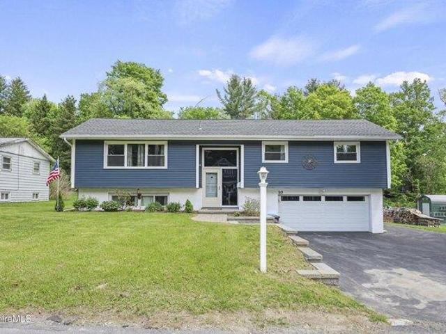 house with 3 bedroom, Pittsfield MA DS103588451
