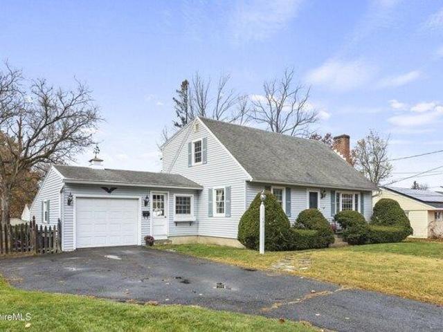 house with 3 bedroom, Pittsfield MA DS103774405