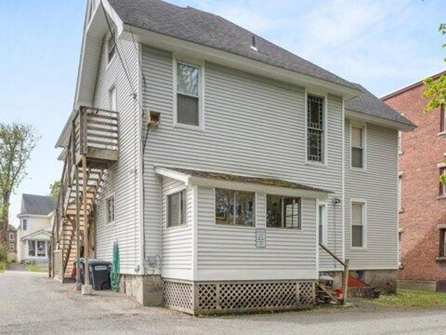 house with 3 bedroom, Pittsfield MA ES104116996