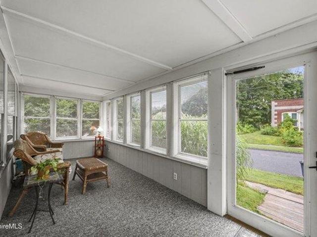 house with 3 bedroom, Pittsfield MA ES104151395