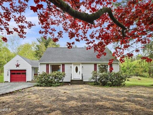 house with 3 bedroom, Pittsfield MA ES104153092