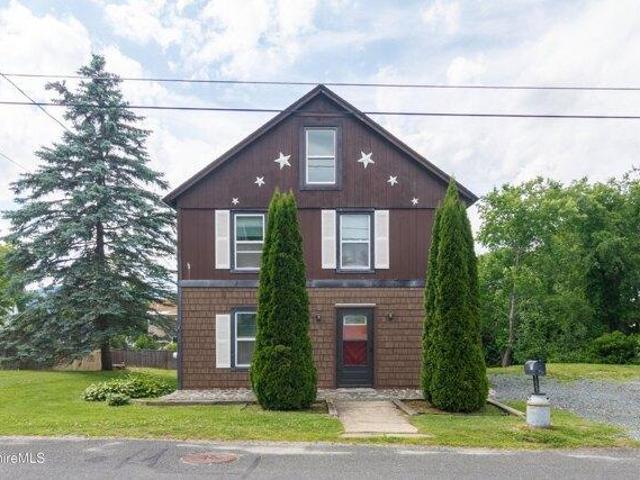 house with 3 bedroom, Pittsfield MA ES104153443