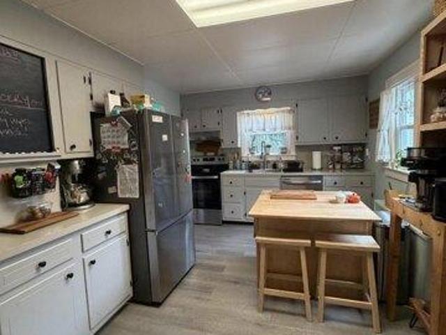 house with 3 bedroom, Pittsfield MA ES104835418