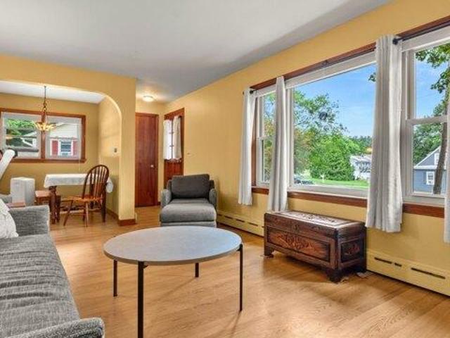 house with 3 bedroom, Pittsfield MA ES104994869