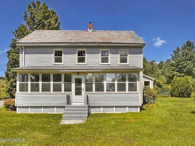 house with 3 bedroom, Pittsfield MA ES105061426