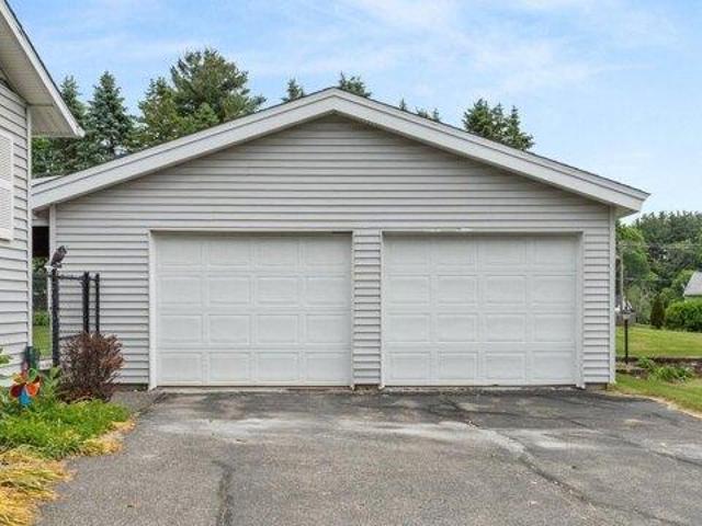 house with 3 bedroom, Pittsfield MA ES103588760