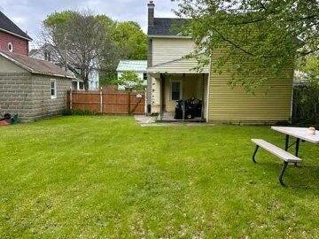 house with 3 bedroom, Pittsfield MA ES103665935