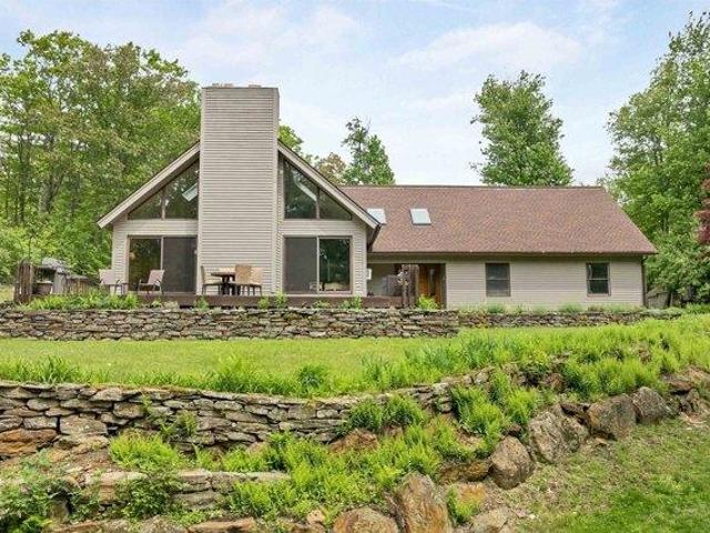 house with 3 bedroom, Pittsfield NH ES104115979