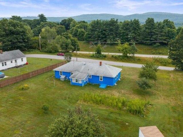 house with 3 bedroom, Pittsfield NH ES104789604