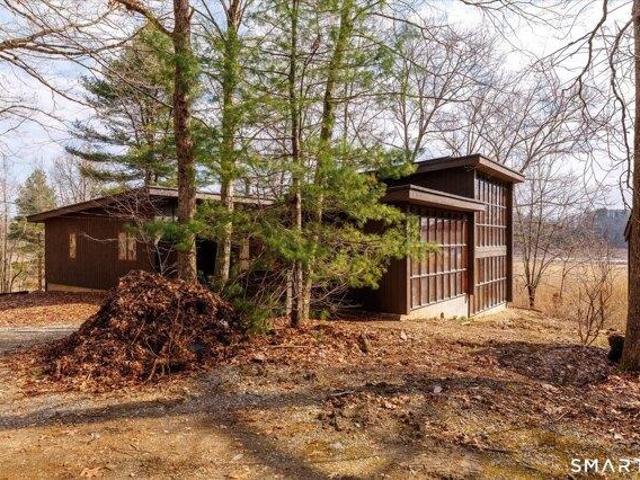 house with 3 bedroom, Pomfret CT DS102314661