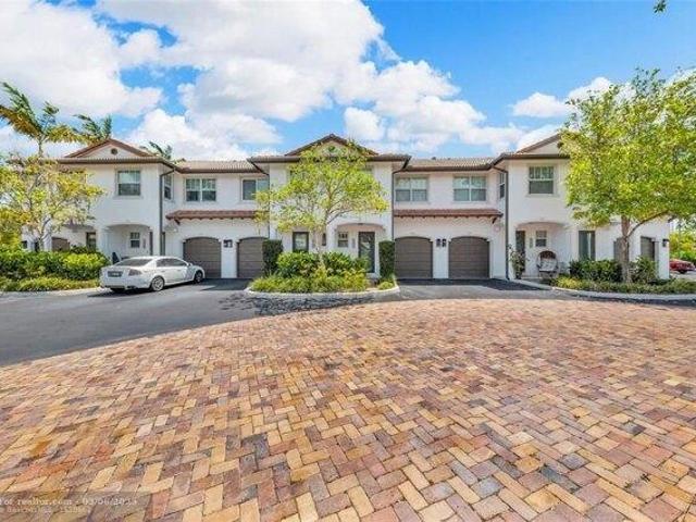 house with 3 bedroom, Pompano Beach FL DS92172932