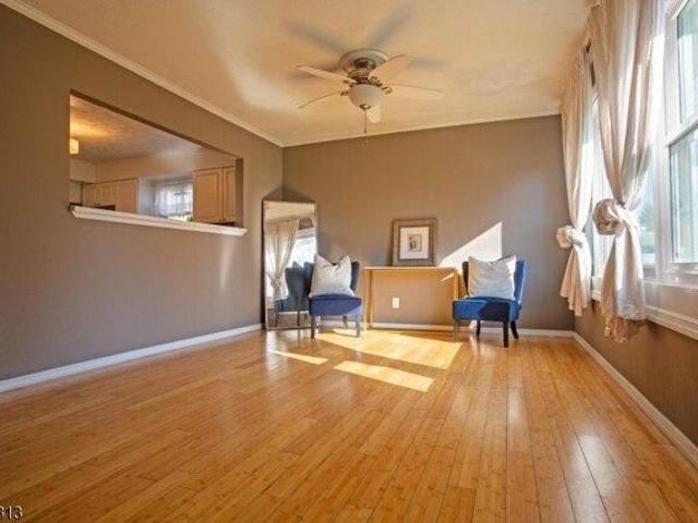 house with 3 bedroom, Pompton Lakes NJ DLS101799814