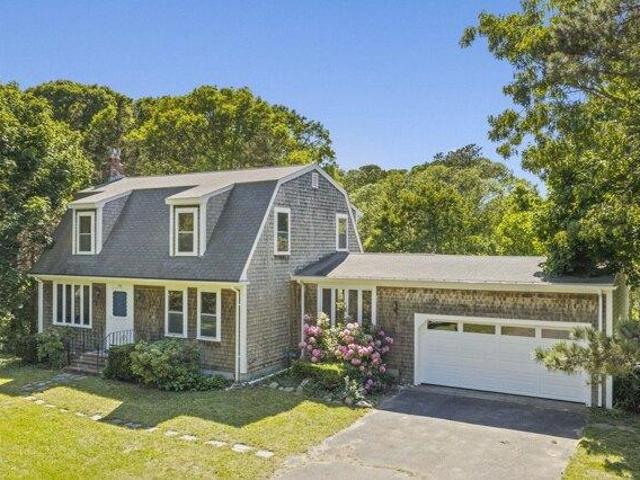house with 3 bedroom, Pocasset MA DLS103074032