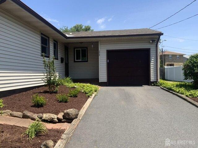 house with 3 bedroom, Port Reading NJ DS104330225