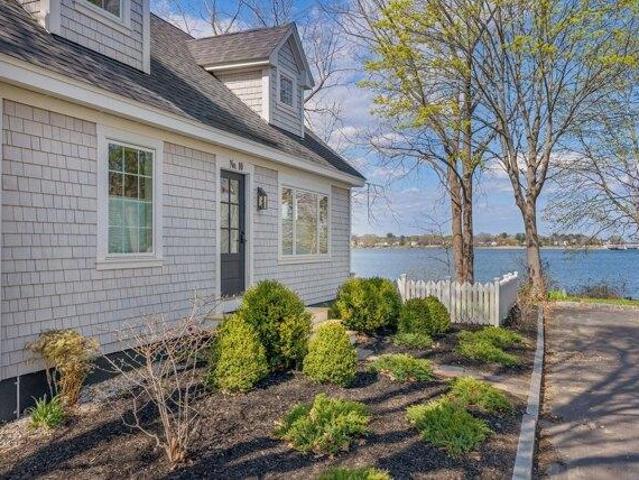 house with 3 bedroom, Portland ME DLS102157409