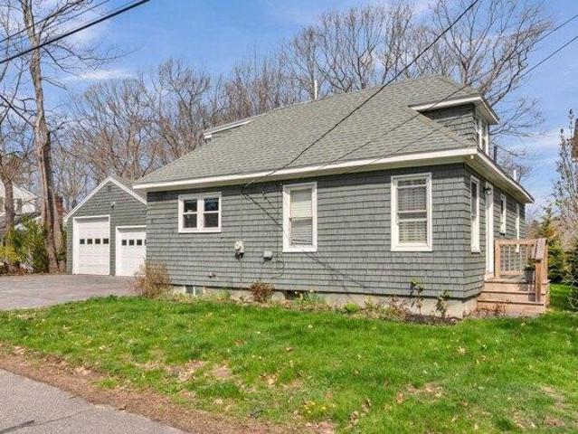 house with 3 bedroom, Portland ME DS102632681
