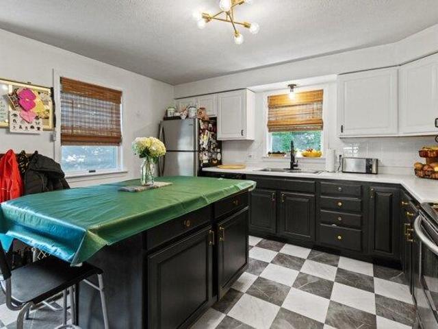 house with 3 bedroom, Portland ME DS103432798