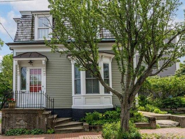 house with 3 bedroom, Portland ME DS104298186