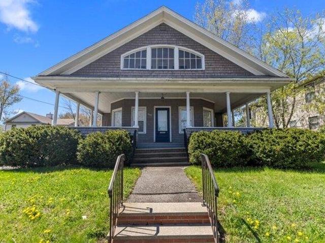 house with 3 bedroom, Portland ME ES103035369