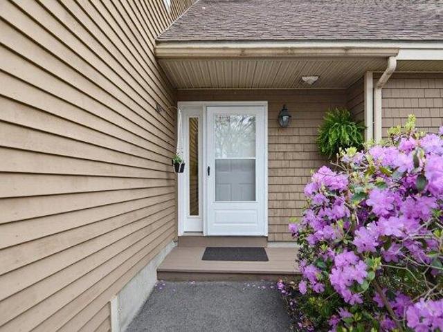 house with 3 bedroom, Portland ME ES103125972