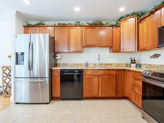house with 3 bedroom, Portland ME ES103128395