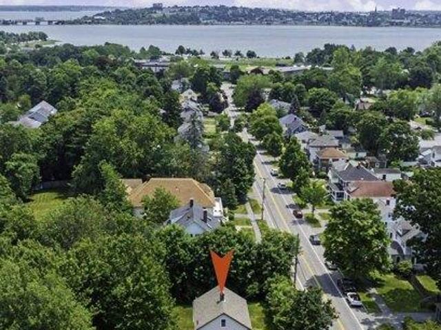 house with 3 bedroom, Portland ME ES103965625