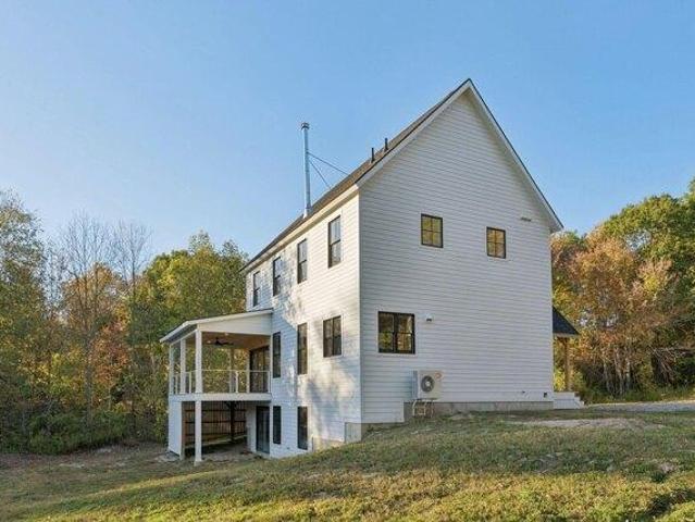 house with 3 bedroom, Portland ME ES103930565