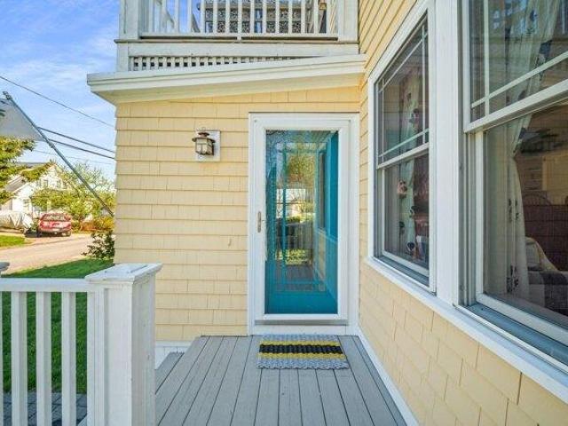 house with 3 bedroom, Portland ME ES103932512