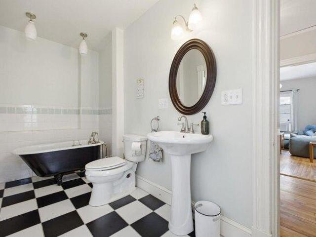 house with 3 bedroom, Portland ME ES104482210