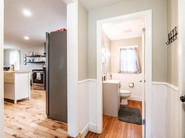 house with 3 bedroom, Portland ME ES104539572