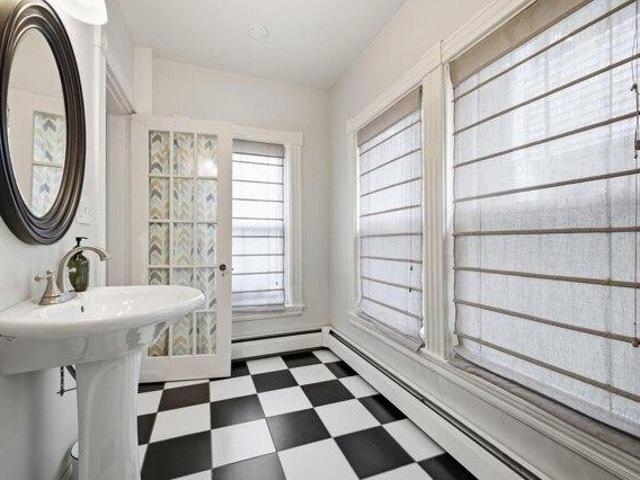 house with 3 bedroom, Portland ME ES105192267