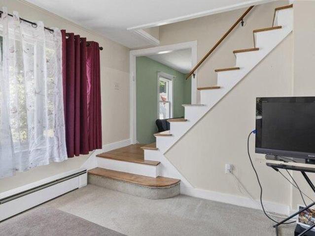 house with 3 bedroom, Portland ME ES105193586