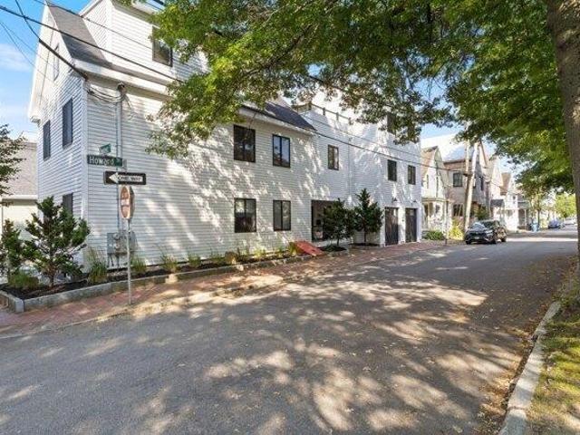 house with 3 bedroom, Portland ME ES105122975