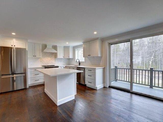 house with 3 bedroom, Portsmouth NH ES104608645