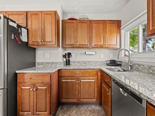 house with 3 bedroom, Portsmouth NH ES103248895