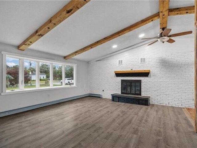 house with 3 bedroom, Portsmouth RI DS104111764