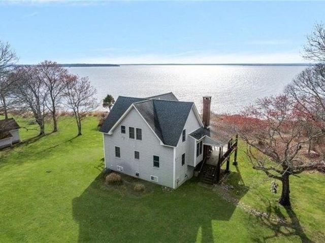house with 3 bedroom, Portsmouth RI ES104296746