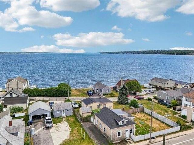 house with 3 bedroom, Portsmouth RI ES105174527