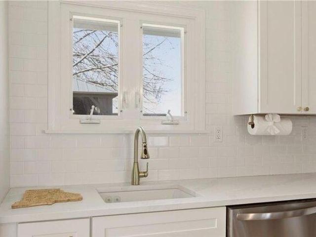 house with 3 bedroom, Portsmouth RI ES103186287