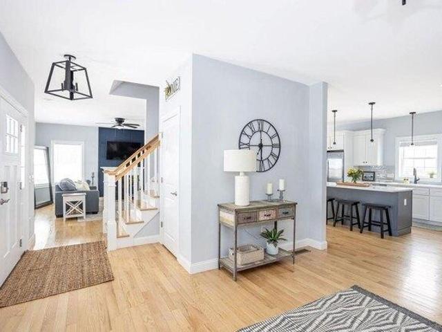 house with 3 bedroom, Portsmouth RI ES103220297