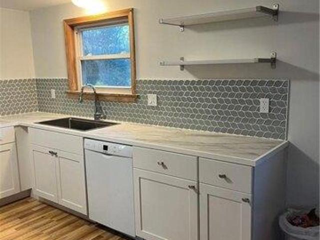 house with 3 bedroom, Portsmouth RI ES103442929