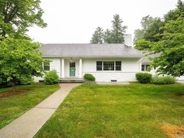 house with 3 bedroom, Poughkeepsie NY DS103622097