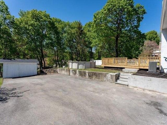 house with 3 bedroom, Poughkeepsie NY ES103600891