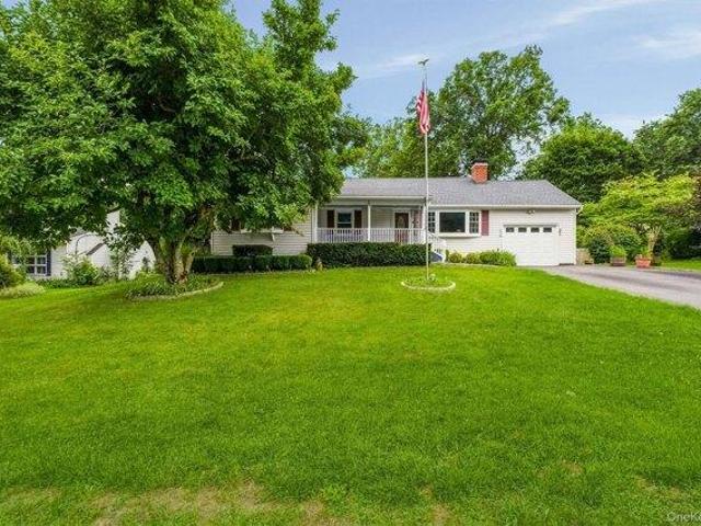 house with 3 bedroom, Poughkeepsie NY ES104908575