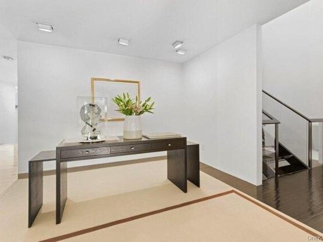 house with 3 bedroom, Pound Ridge NY ES105203798