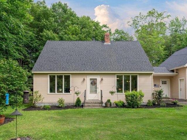 house with 3 bedroom, Pownal ME ES104544267