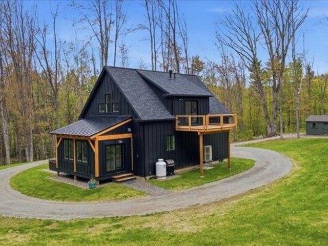 house with 3 bedroom, Pownal VT DLS103101383