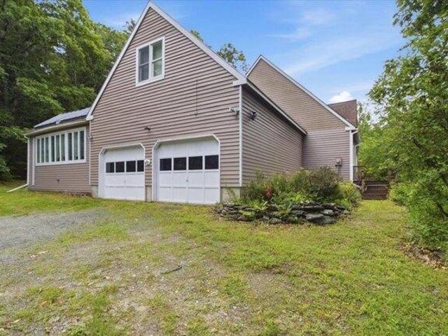 house with 3 bedroom, Pownal VT DS104042184